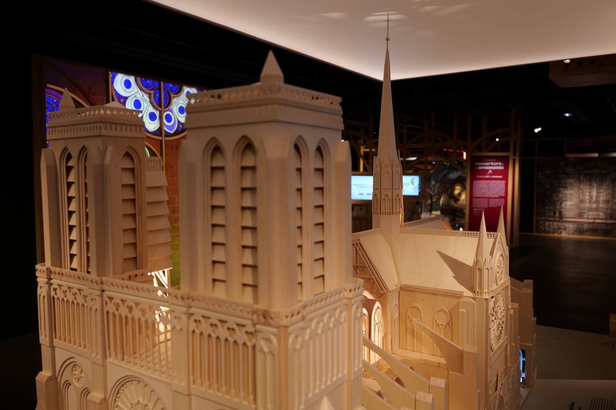 Rebâtir Notre-Dame de Paris - [Archive] "Notre-Dame de Paris : au cœur ...